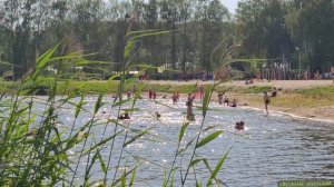Играю на гуслях на набережной озера у горы Крутушка, г. Богородск. 2025.07.08 Светлозар Чукотский