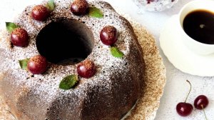 Изысканный шоколадный кекс с вишней и сыром!