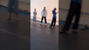 Урок по contemporary dance