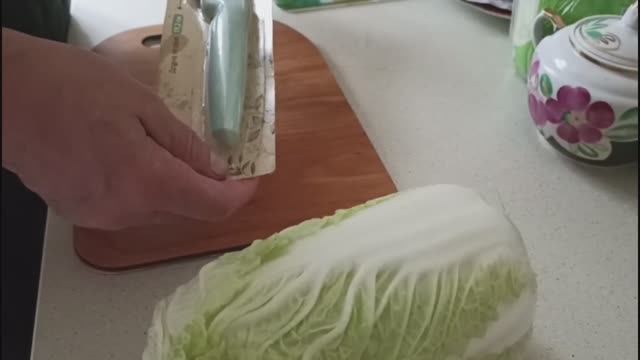 У нас новый кухонный нож