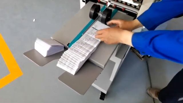 FoldLINE 380 фальцовка 2 кассеты + поперечная секция на 2 кассеты + конвейер - большой формат