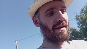 Подкопы уличных собак под забором!