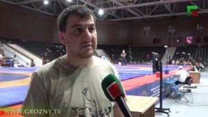 В Грозном проходит первый Международный турнир по греко-римской борьбе среди школьников