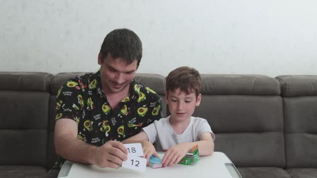 Таблица умножения и деления Формула игр пластиковые карточки