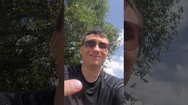 Силиконовая грудь спасла китаянку от смерти, пишет SCMP.   Импланты выдержали 22 ножевых удара
