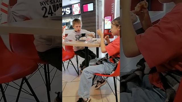 LADAGA ALqpere Baby shark Doo Doo Doo Doo.mp4
