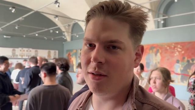 Мастер по иконописи Алексей Гира
