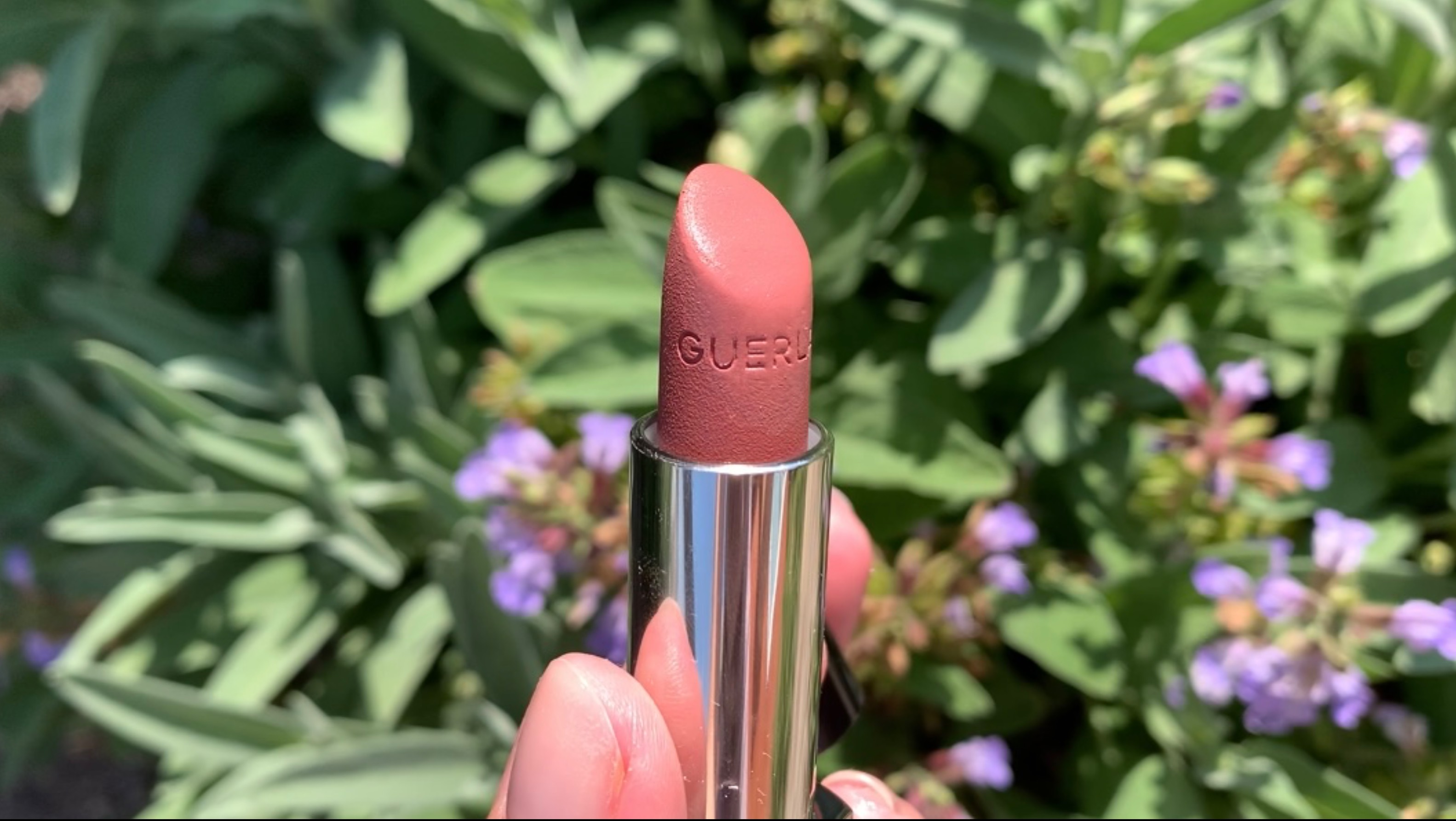 Помада Guerlain Rouge G Luxurious Velvet