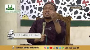 Ust. Salim A Fillah   BABAD TANAH JAWA  Masjid Agung Madaniyah Karanganyar