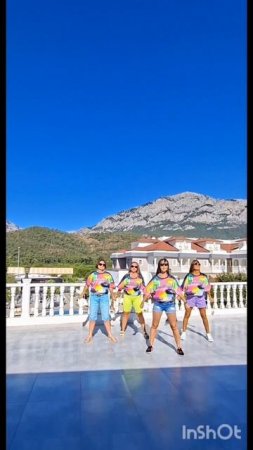 Zumba на фоне  турецких гор. Кемер💃💃💃