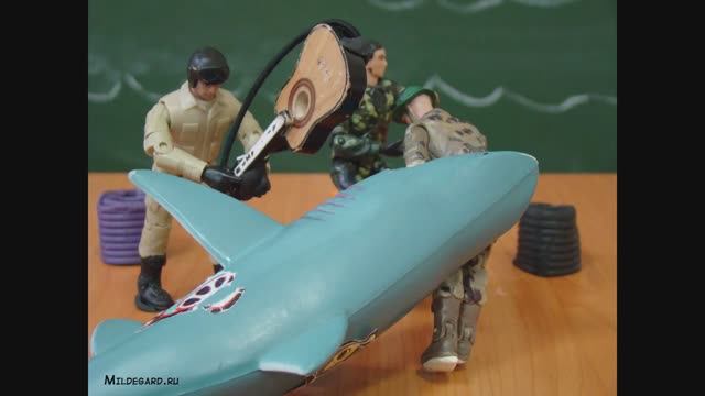 Меня укусила акула - Stop motion анимация из фотографий - короткий фильм про солдатиков и акулу