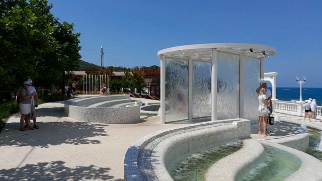 Кабардинка 2025 . Каскад фонтанов , напротив пляжа Жемчужина моря . 06.07.2025