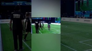 ИИ научили играть в футбол