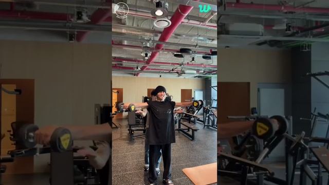 BTS_V_Weverse 2023_07_20__Kim_Taehyung 230720] Ху [Русские субтитры
