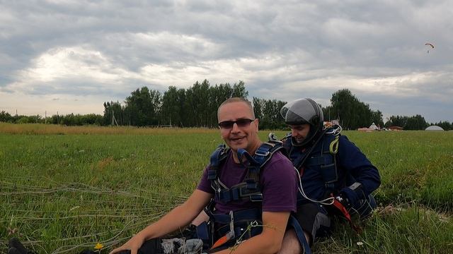 ЭМОЦИИ после ПРЫЖКА С ПАРАШЮТОМ! АДРЕНАЛИН, СТРАХ, ВОСТОРГ – НЕВЕРОЯТНЫЕ ОЩУЩЕНИЯ!