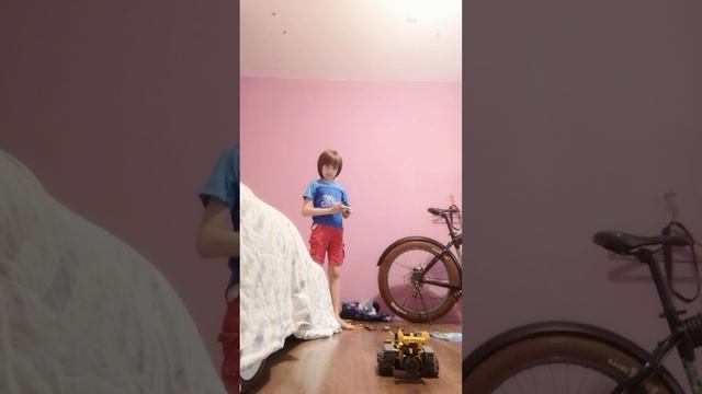 VID_20250714_184010.mp4