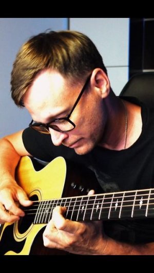 Знакомая мелодия - что за песня #кавер #акустика #acoustic #мелодия #cover #гитаракавер
