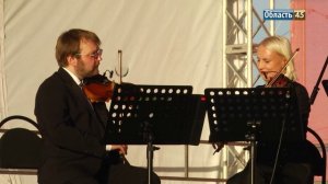«Хомо советикус» Мазаев и курганцы: финальные аккорды фестиваля «От Востока до Запада»