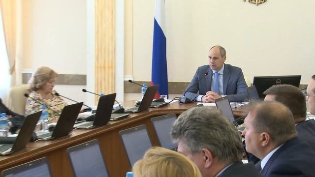 2025_07_15_Паслер потребовал разобраться с нарушениями при строительстве частных домов