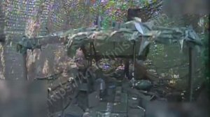 Уничтожение ударами FPV-дронов танка Всу в районе н.п. Першомарьевка 💥🇷🇺👊