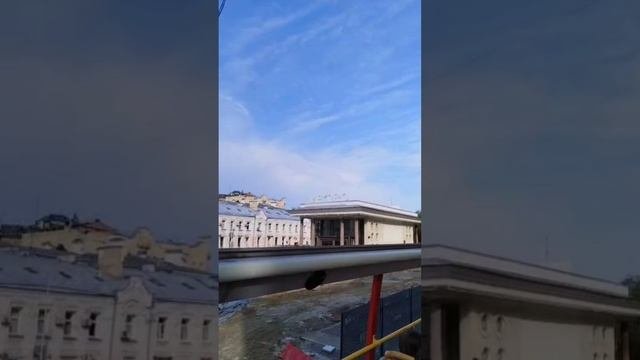 Экскурсия по улицам столицы
