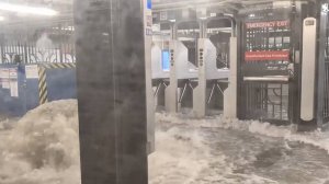 Метро Нью-Йорка затопило из-за сильных дождей