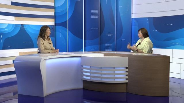 «Здесь и сейчас»: Елена Янина, о работе министерства молодёжной политики и летних фестивалях региона