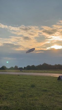 Полёт дирижабля AERONOVA на новом аэродроме