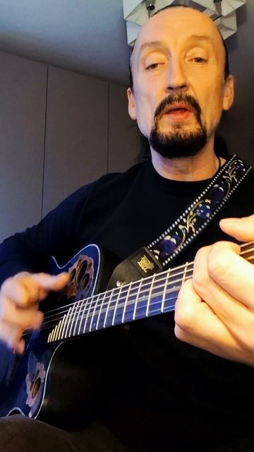 ВОСЬМИКЛАССНИЦА гр.КИНО кавер Хит