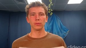 "Если кто-то ваши трогает волосы": стихи Сергея Радченко читает Иван Родионов