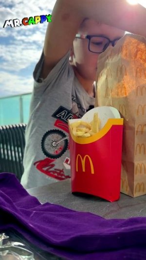 GRIMACE SHAKE. Mc Donalds. Mr.Cappy