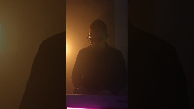 Дина Тутынина - Я не твоя война (Наргиз Cover)