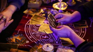 Ретроградный Меркурий в кошельке: как астрологи превращают вашу тревожность в бизнес