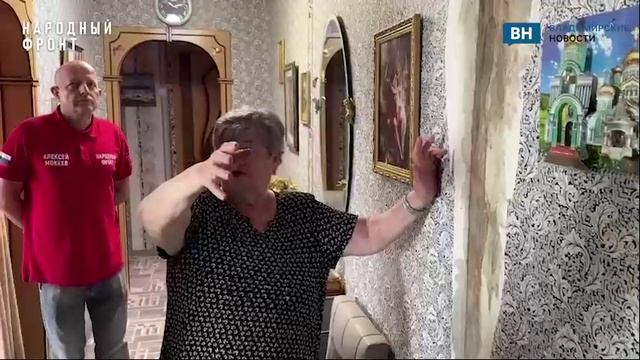 Мать с сыном во Владимире держат в квартире около 20 собак соседи страдают годами