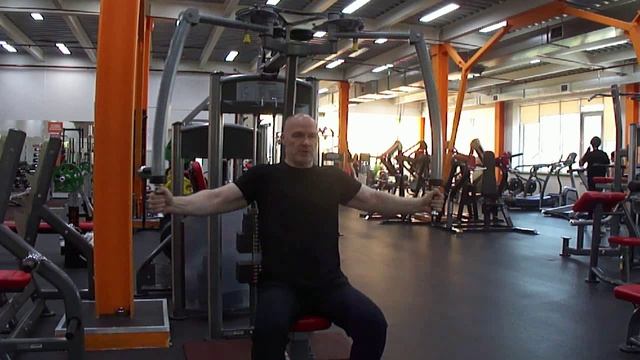 Жим лёжа в 56 лет. К силе через массу. Мц10. Д3.