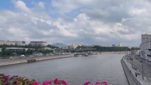 Москва 2025 🚶 Прогулка от Большой Ордынки до метро Китай-город — атмосфера города и стиль России!