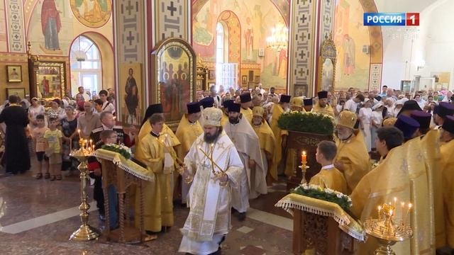 "Специальный репортаж. Принесение мощей патриарха Тихона"
