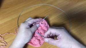 Интересный плетёный узор спицами для ваших изделий