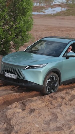 Omoda C7 против Mitsubishi Outlander: новичок-китаец или японец-ветеран? Бой полноприводных.
