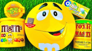 [АСМР] Распаковка и смешивание радужных конфет в Желтых банках M&M'S