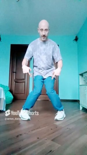 Учим самую простую комбинацию #shorts #dance #shuffle #танцы #шаффл #обучениетанцам #рекомендации