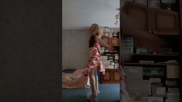 Танец - КРУЖИТСЯ ГОЛОВА.mp4