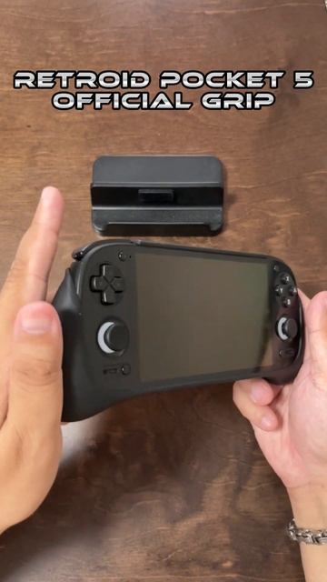 Retroid Pocket 5 - Retroid Official Grip for RP5 #retroid #retroidpocket5 #grip #ps2 #godofwar2