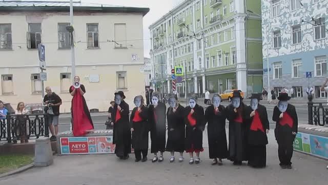 2025 «Хорошее отношение к площадям» (спектакль о Маяковском)