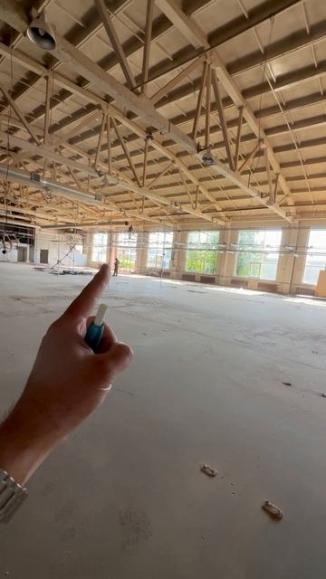 Окончание 29 недели.
Подготовка проемов под установку ворот в три помещения, организация подъездов.