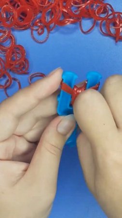 Стильный аксессуар: мастер класс по плетению браслета из резинок #как_сделать #diy #craft
