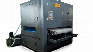 Эффективное снятие заусенцев с кромок с помощью RR1500 — мокрая обработка стальных пластин