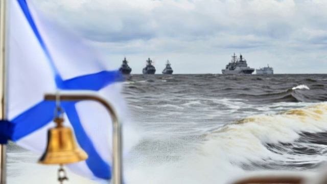 🔔🎪 АНДРЕЕВСКИЙ ФЛАГ И КОЛОКОЛ ВОЕННОГО КОРАБЛЯ! 🚢 Символы морской славы России