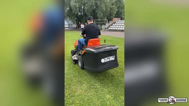 Садовый трактор Oleo-Mac OM 102R/19 KV в работе