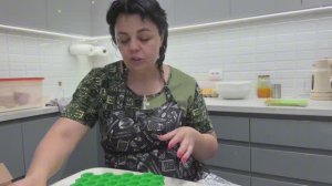 супер ЯРКИЙ КОСТЮМ!у меня НОВЫЙ ГАДЖЕТ